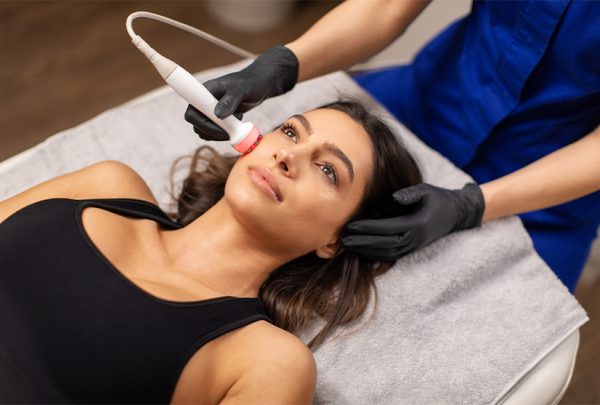 ¿Qué es la radiofrecuencia facial? - Blog Cliniem